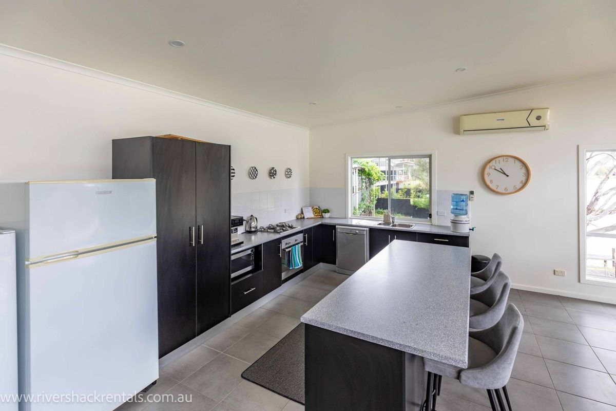 25 Shack Road -Brenda Park -Morgan | River Shack Rentals